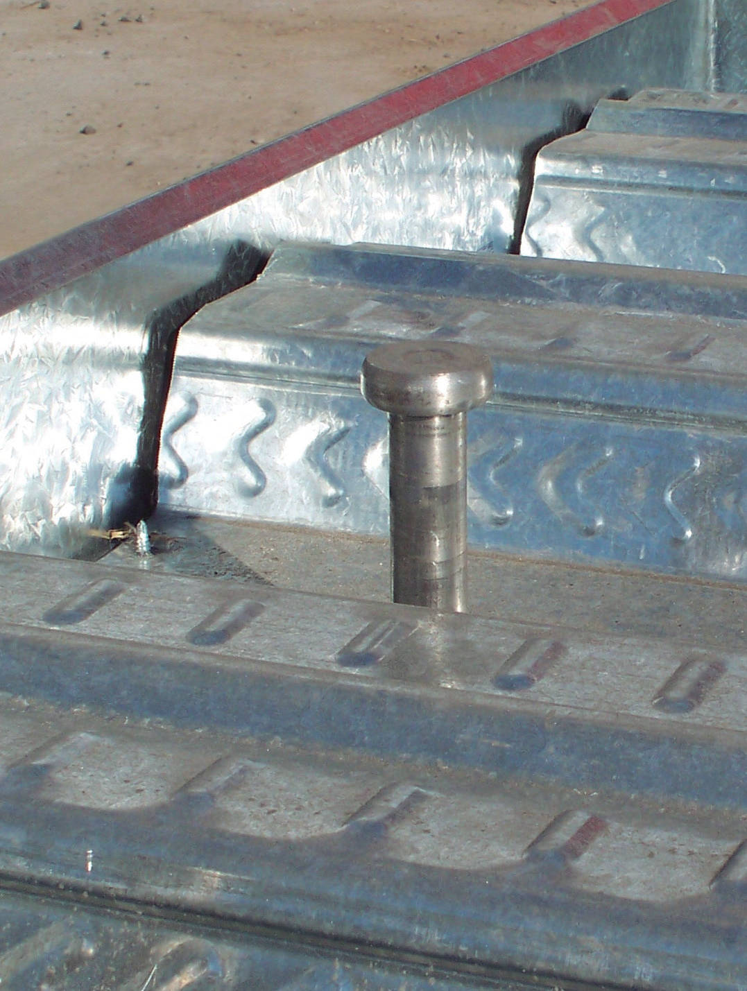 Conectores de corte – Fierro Deck